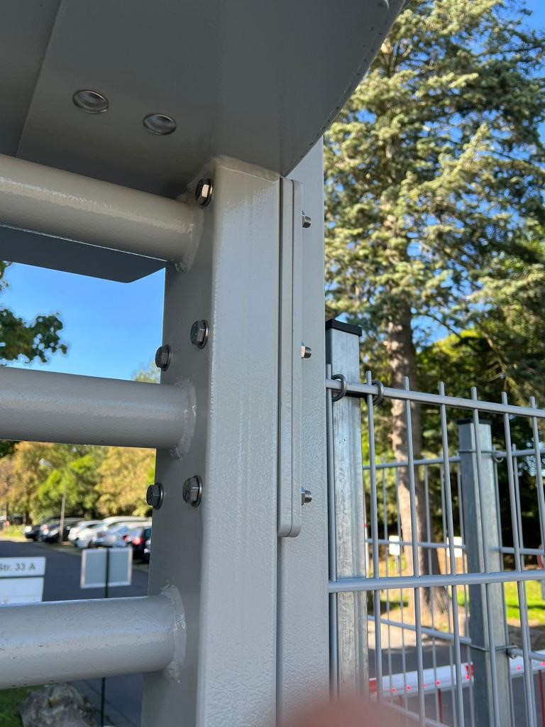 A Fresh Approach to Security Gates: Full Height Mechanical Turnstiles ...